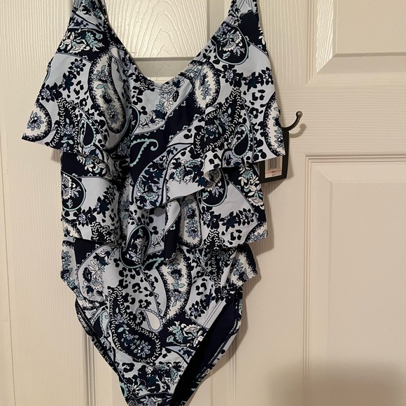 Swim | Ellen Tracy Swimsuit Bathing Suit One Piecepaisley Handkerchief ...
